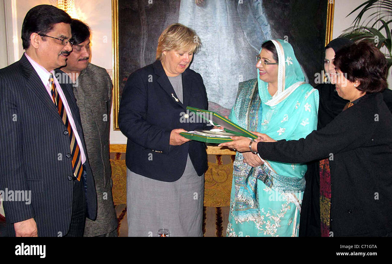 Dr firdous ashiq awan hi-res stock photography and images - Alamy