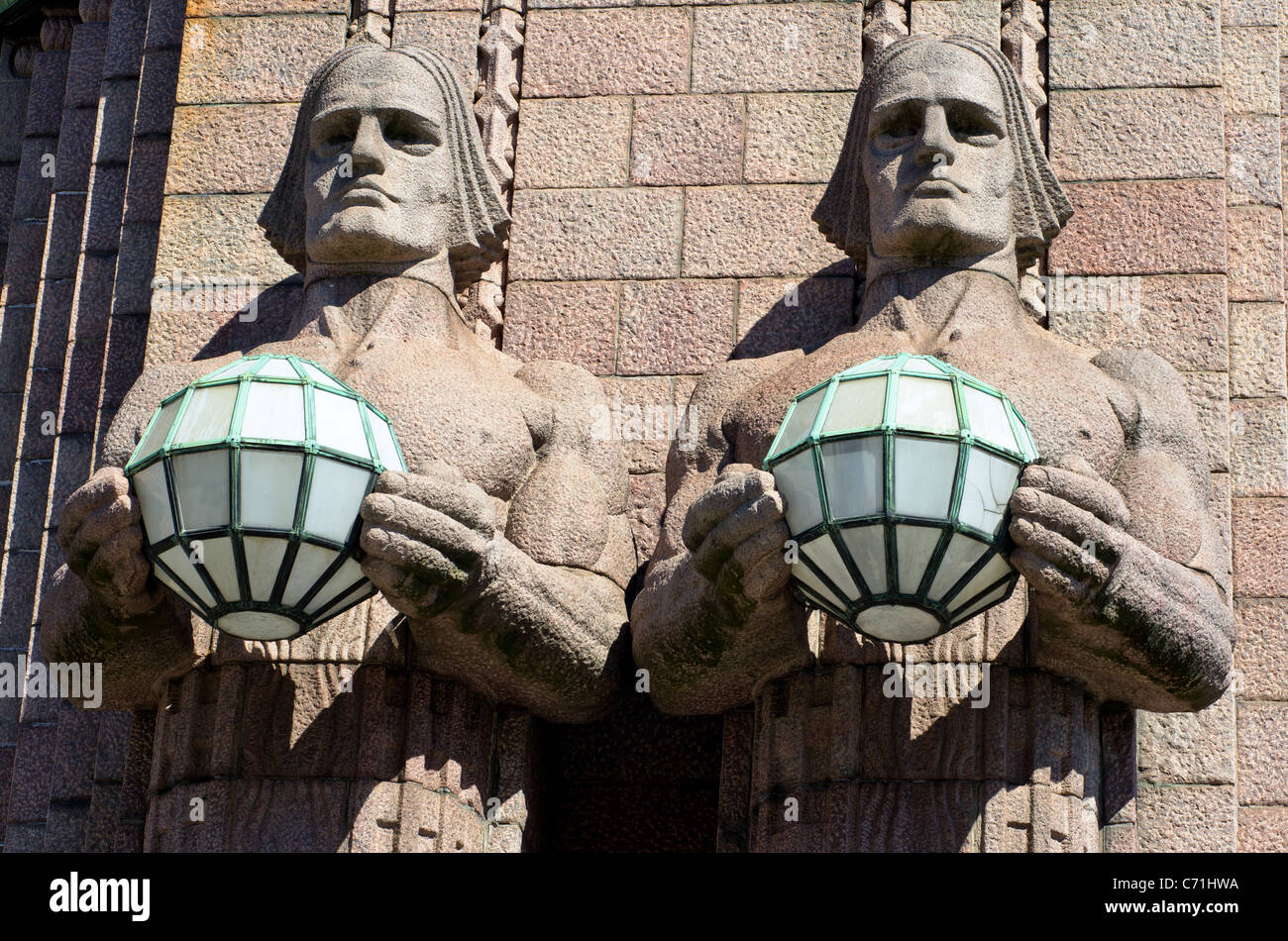 Helsinki statue hi-res stock photography and images - Alamy