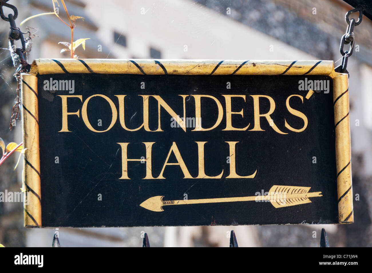 Livery sign hi-res stock photography and images - Alamy