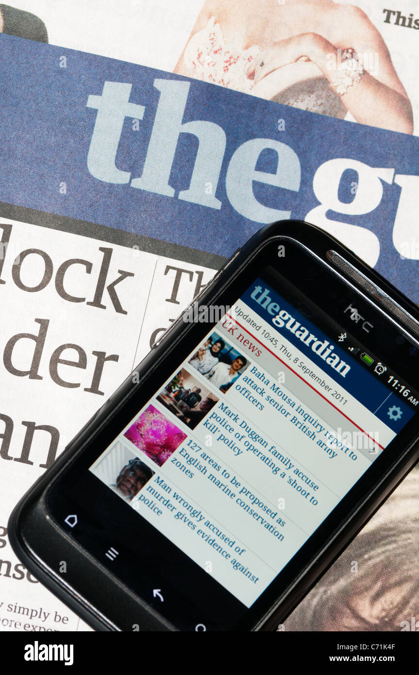 Guardian app newspaper hi-res stock photography and images - Alamy