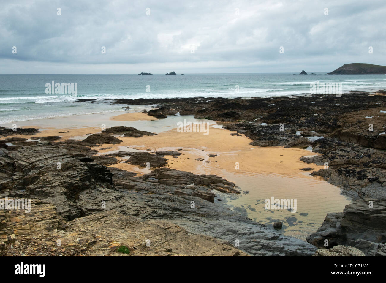 Treyarnon bay beach cornwall england hi-res stock photography and ...