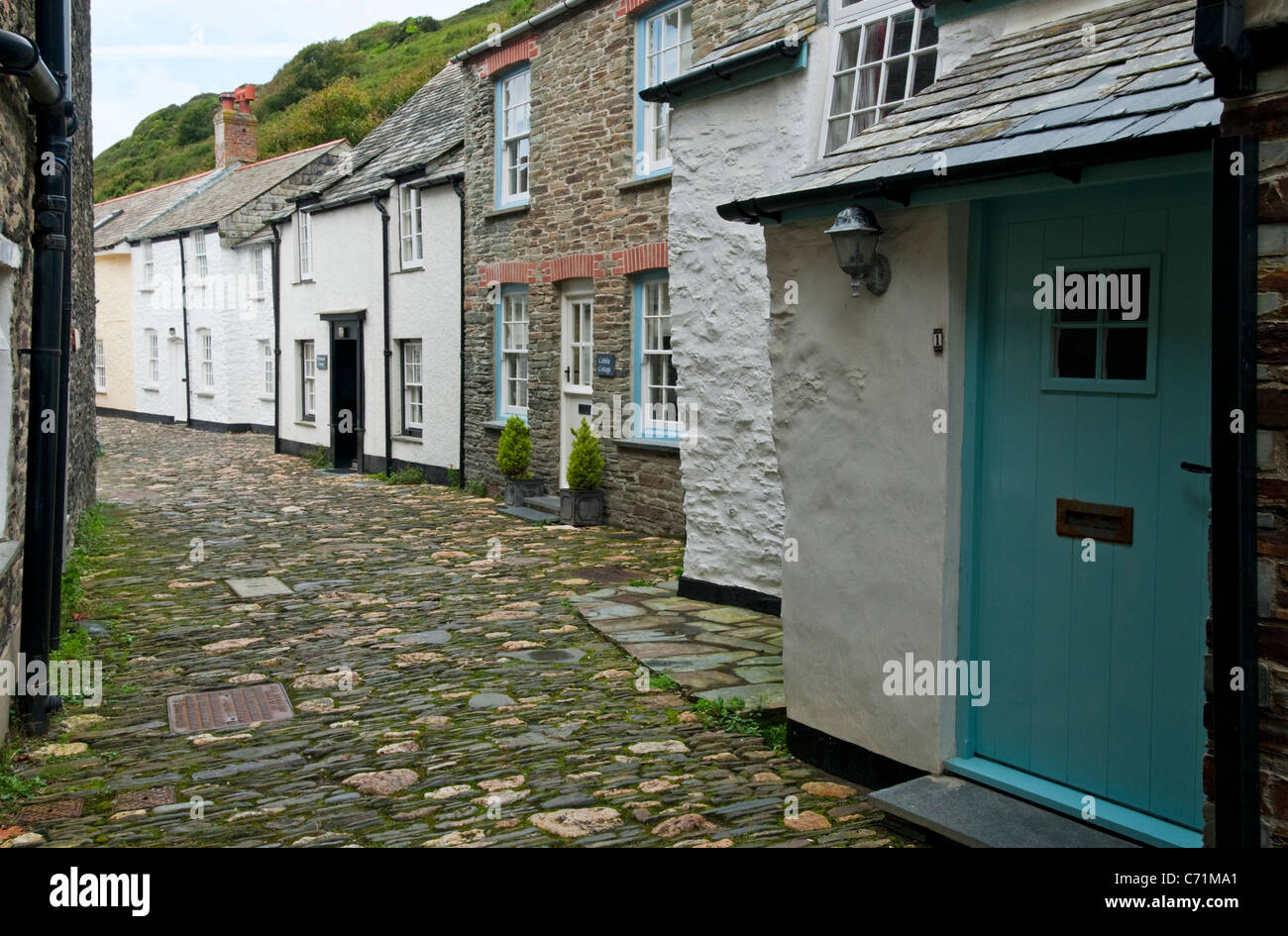 Houses house cottages buildings hi-res stock photography and images - Alamy