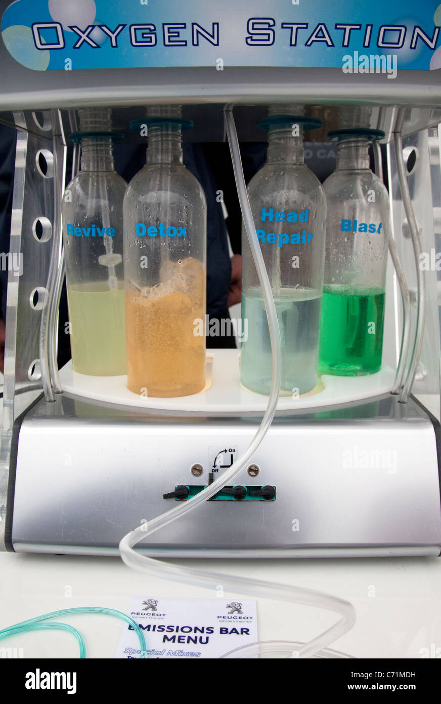 Oxygen Station therapy facilty at London event Stock Photo - Alamy