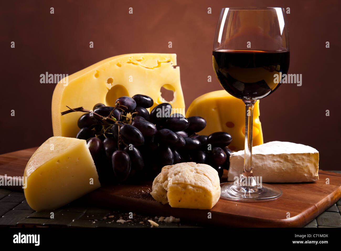 Wine and Cheese still life Stock Photo - Alamy