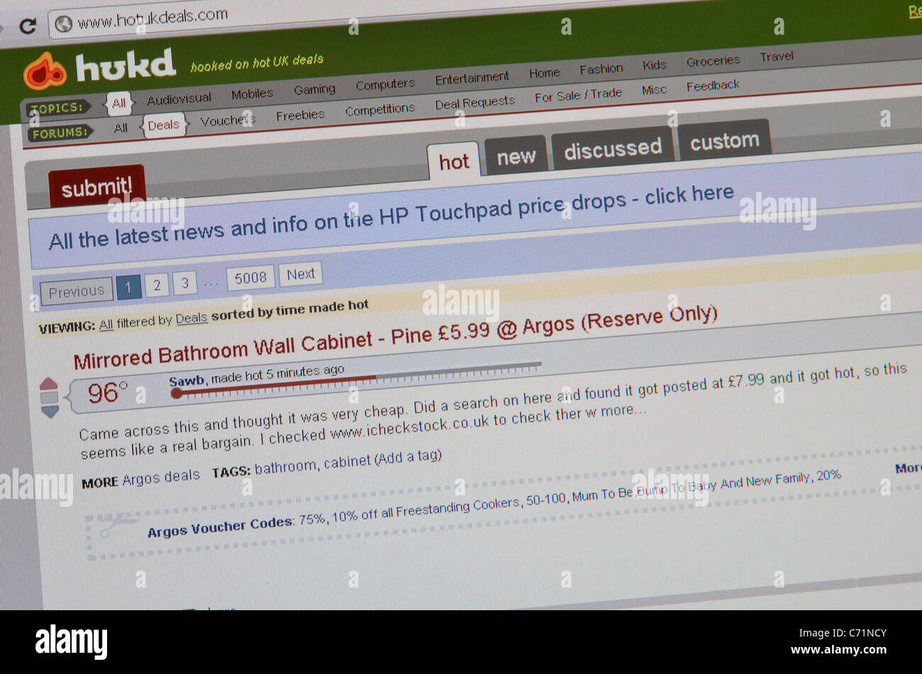 Online review screenshot hi-res stock photography and images - Alamy