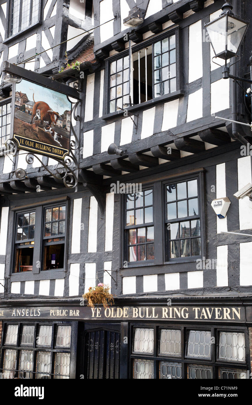 Ye Olde Bull Ring Tavern Ludlow Shropshire England Stock Photo - Alamy