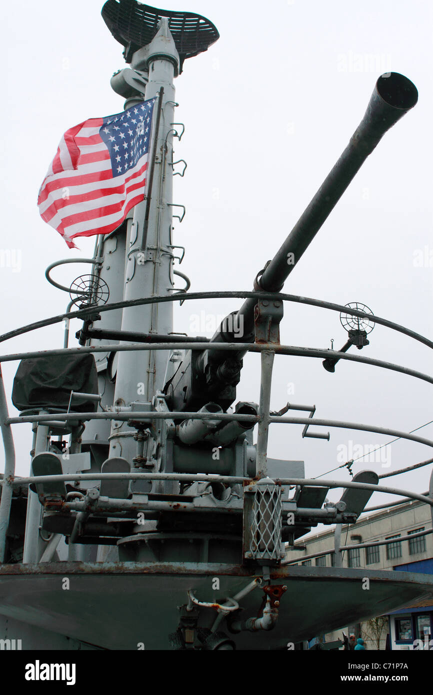 40mm bofors hi-res stock photography and images - Alamy