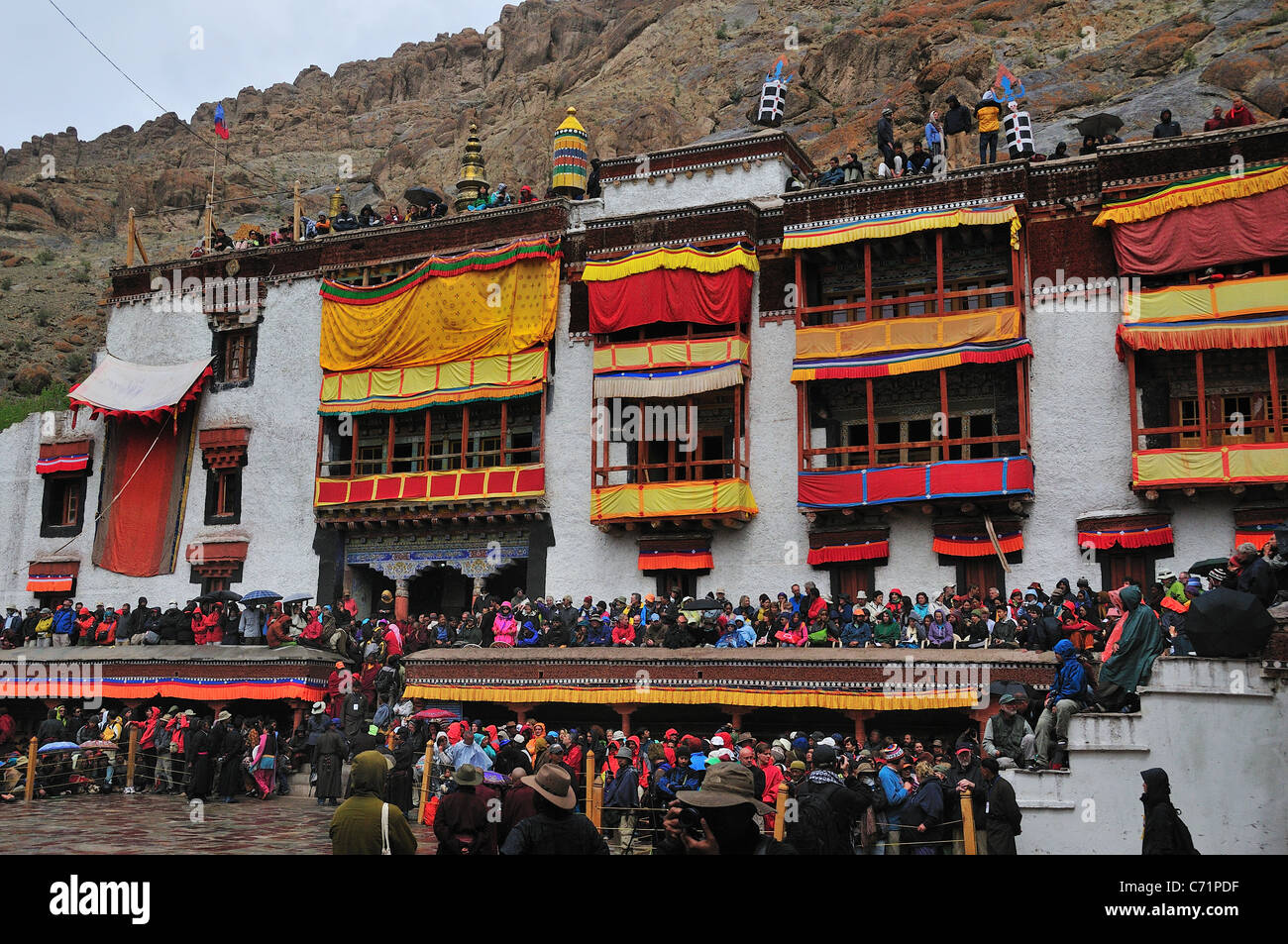 Chaam Musk Dance Festival start at Hemis Gompa Stock Photo - Alamy