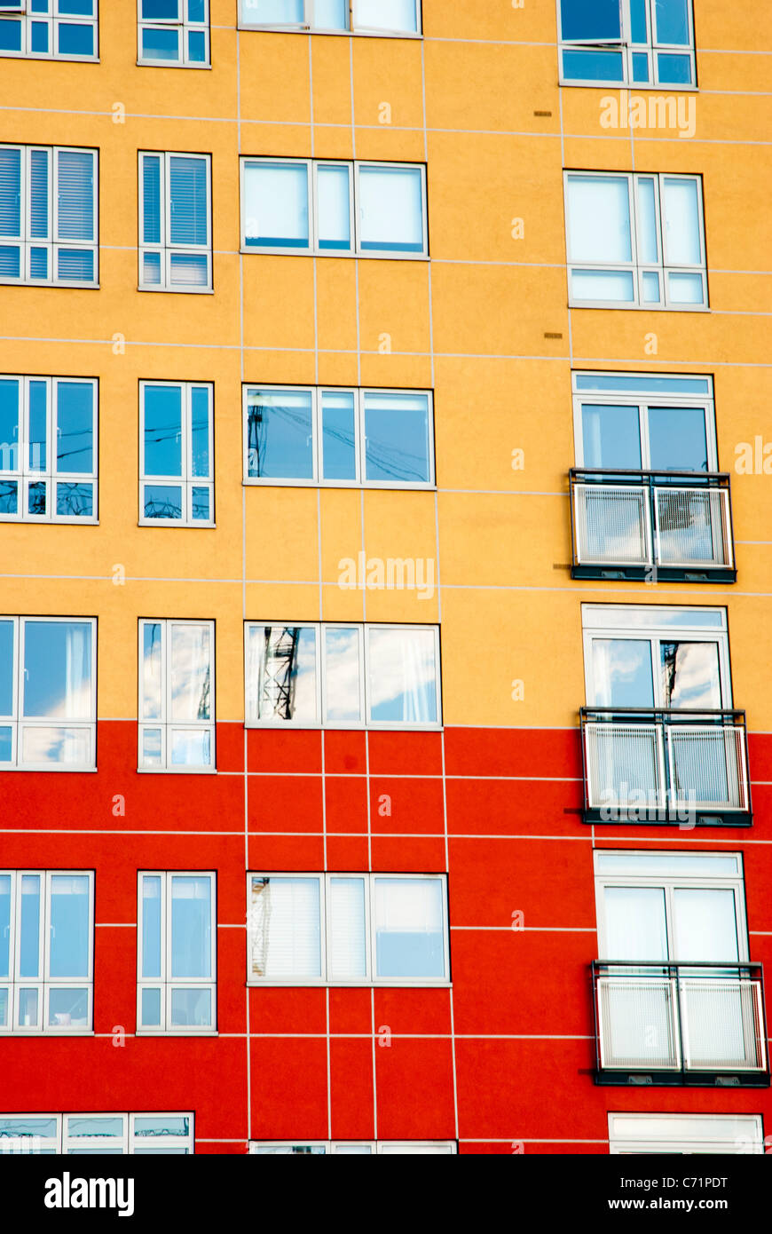Yelow Red Building - London Stock Photo - Alamy