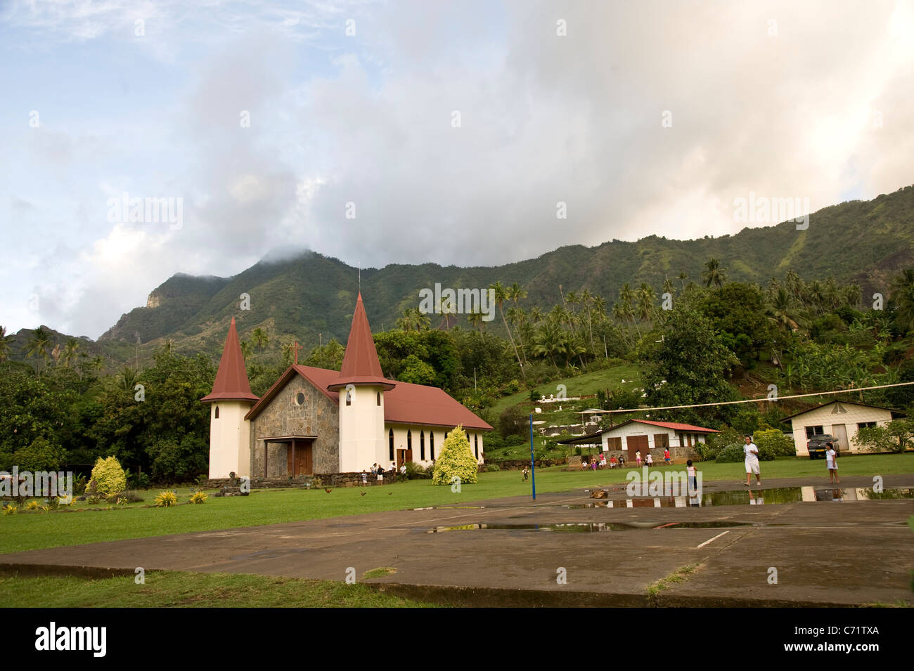 Church french polynesia hi-res stock photography and images - Alamy