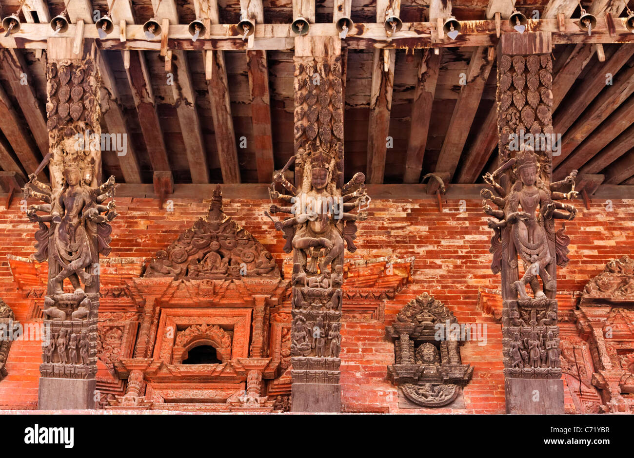 Wood carving carvings hi-res stock photography and images - Alamy