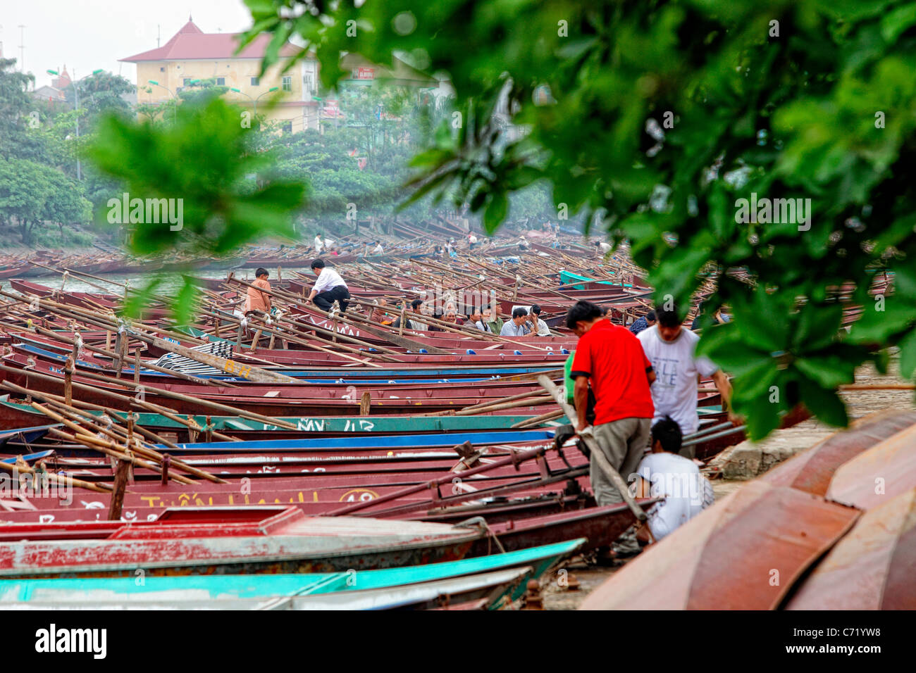 Perfume pagoda hi-res stock photography and images - Alamy