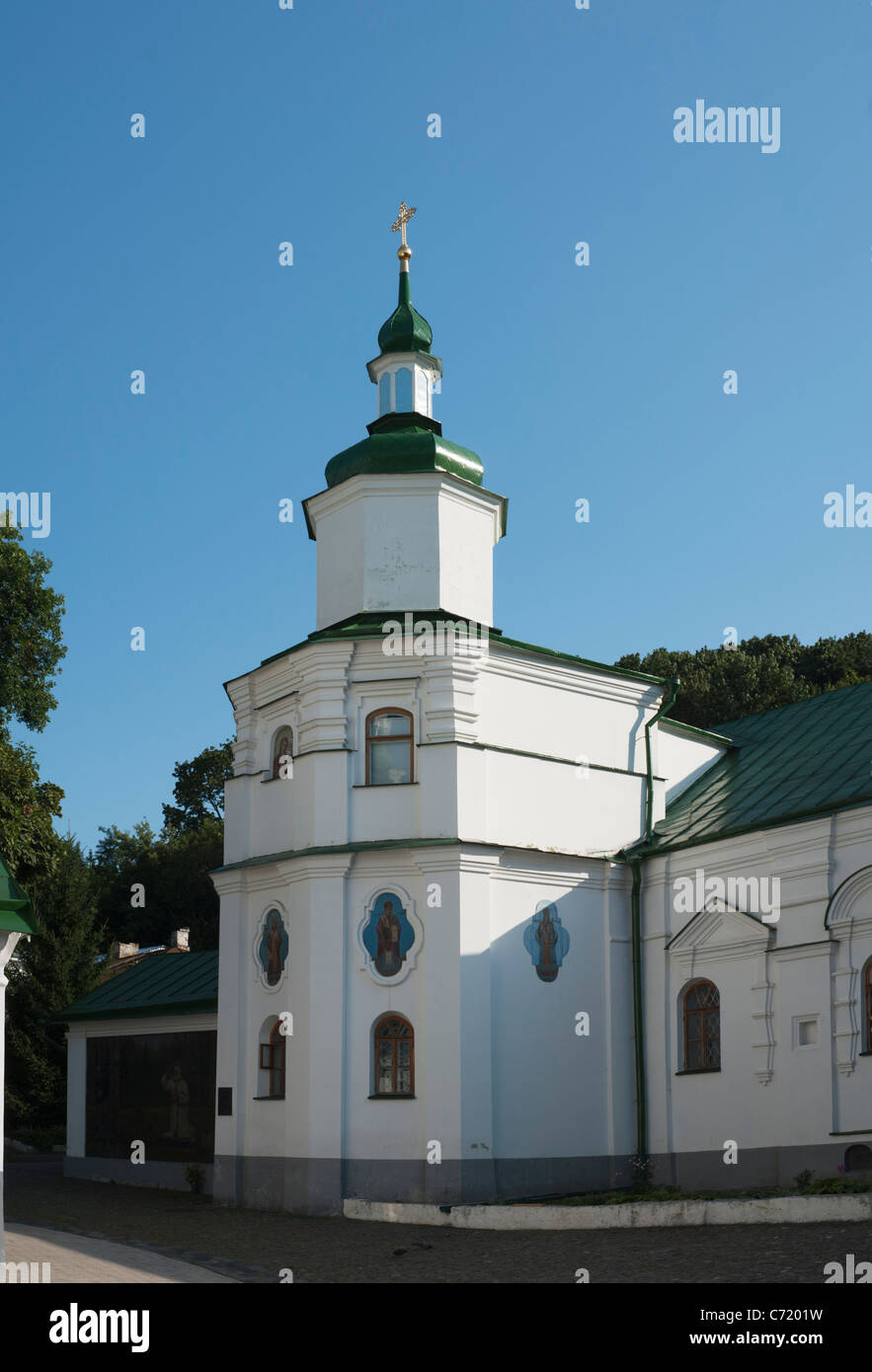 Refectory church in Florivsky convent in Kyiv (XVIII-XIX centuries ...