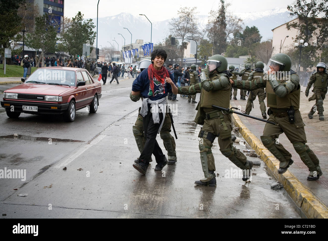 Demonstration santiago de chile hi-res stock photography and images - Alamy