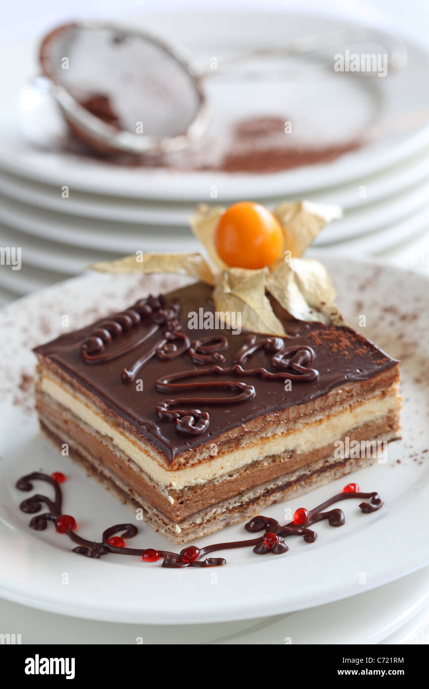 Opera cakes hi-res stock photography and images - Alamy