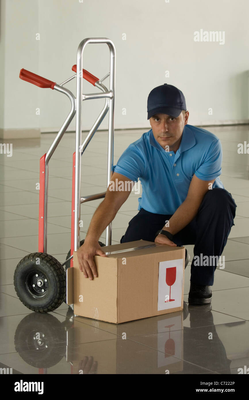 Delivery dolly transportation hi-res stock photography and images - Alamy