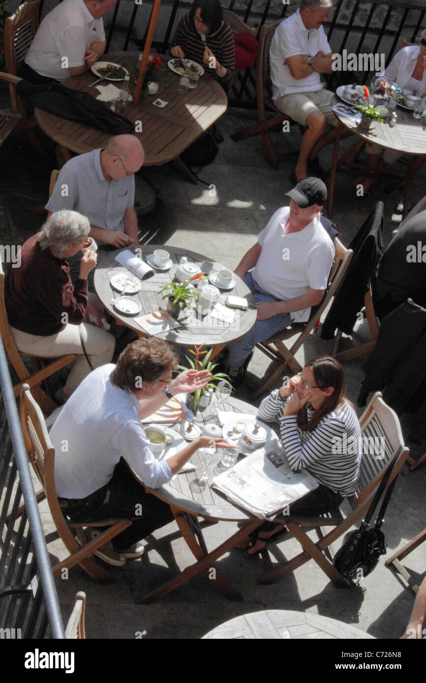 London restaurant al fresco hi-res stock photography and images - Alamy