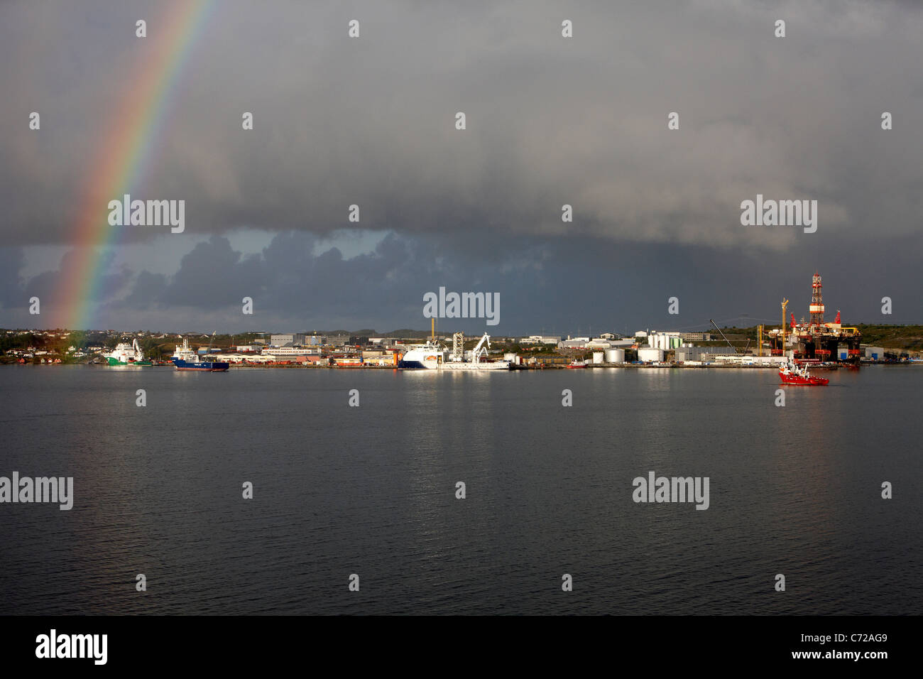 Saipem drilling rig Scarabeo 5, in port near to Bergen, Norway with ...