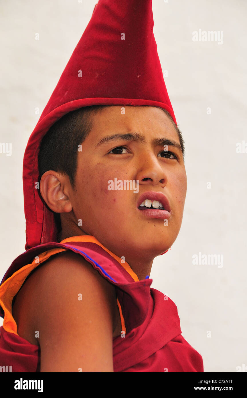 Buddhist monk boy hi-res stock photography and images - Alamy
