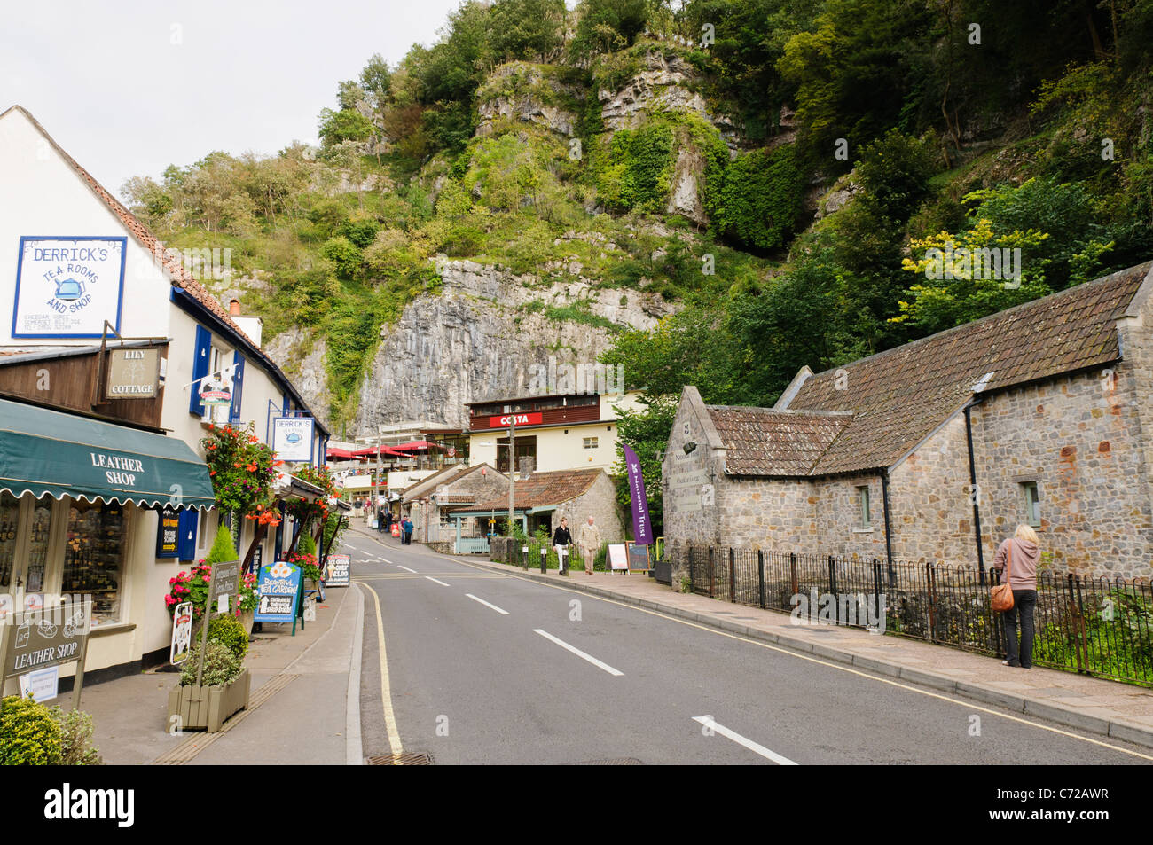 Cheddar Gorge road and shops Stock Photo - Alamy