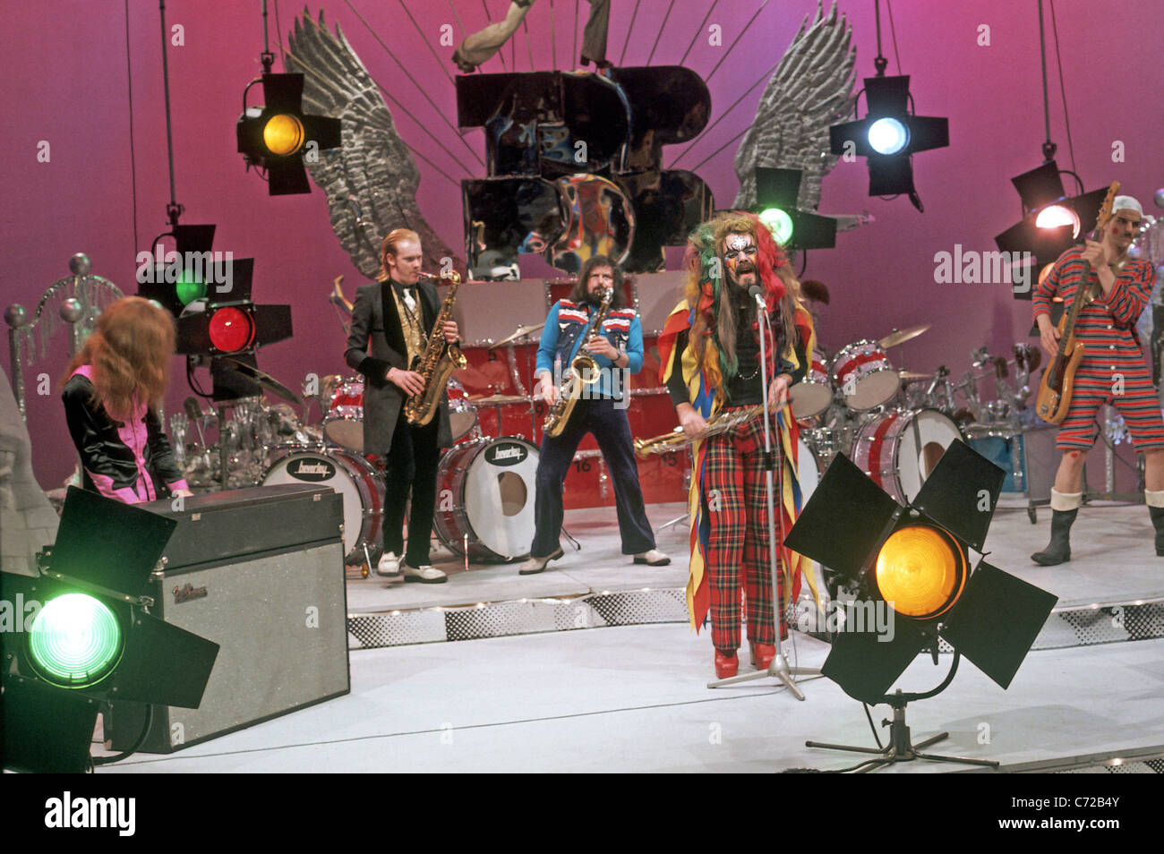 Wizard uk pop group in hi-res stock photography and images - Alamy