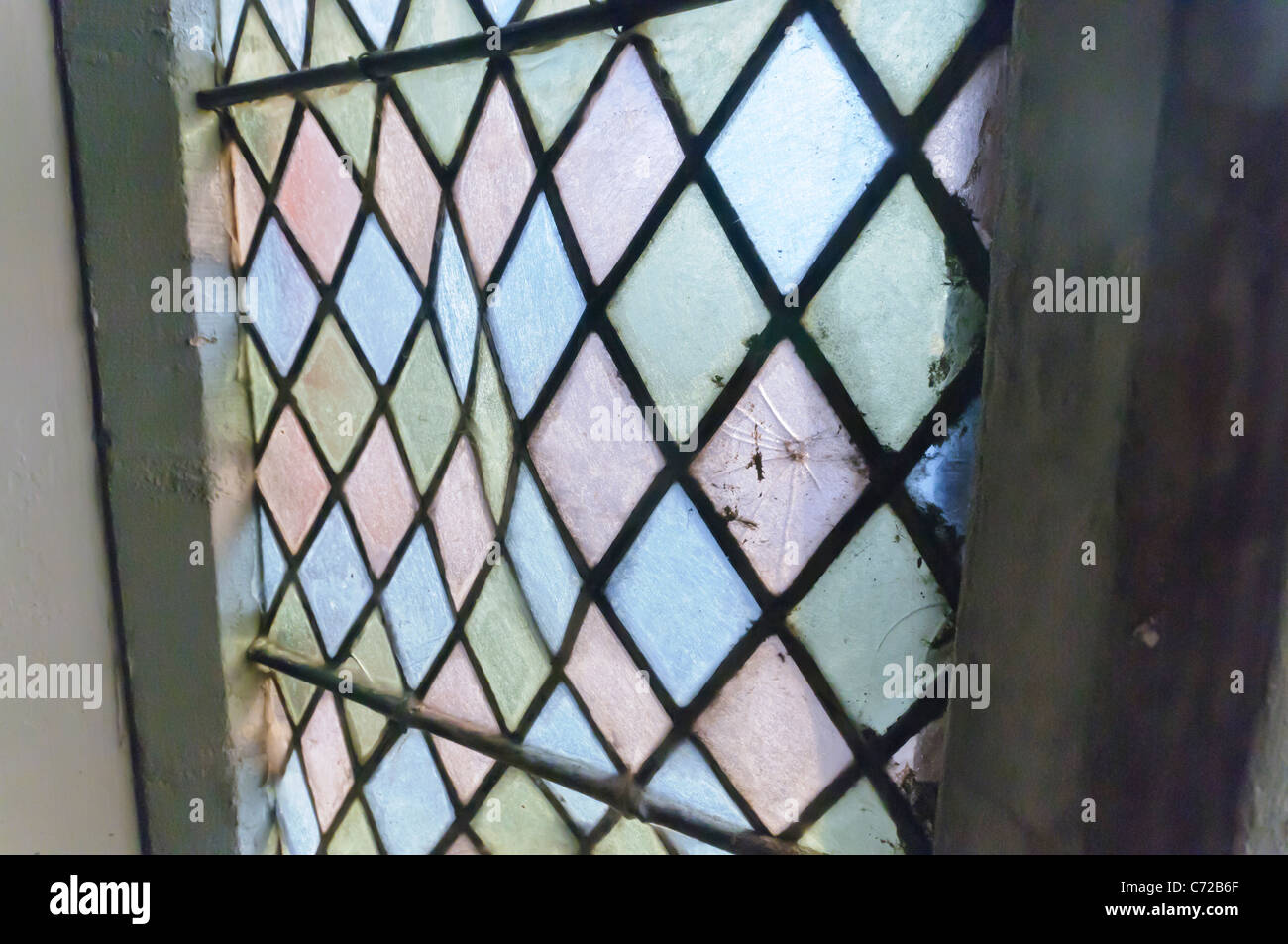 Cleaning of stained glass windows hi-res stock photography and images ...