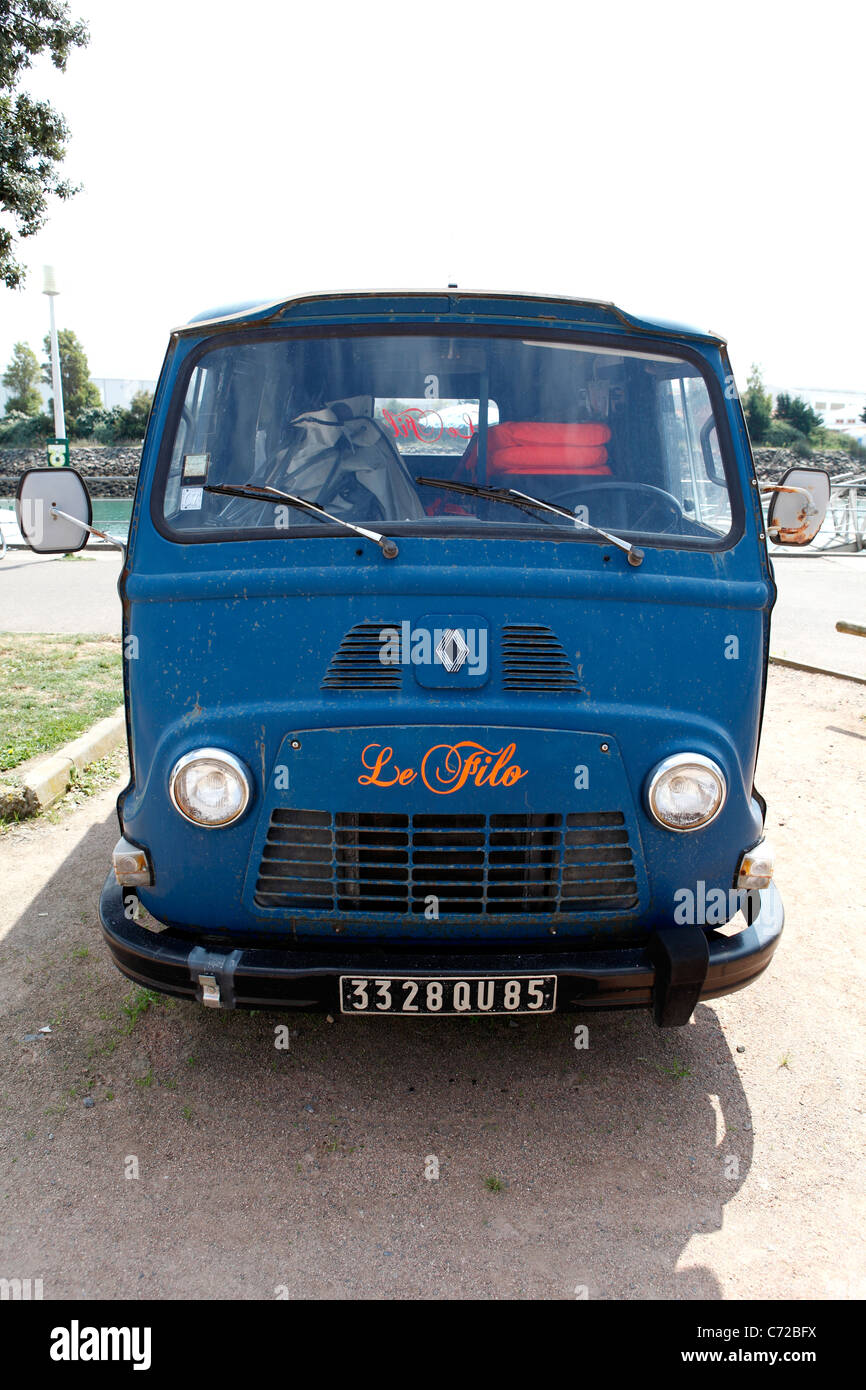 Old renault commercial van Stock Photo - Alamy