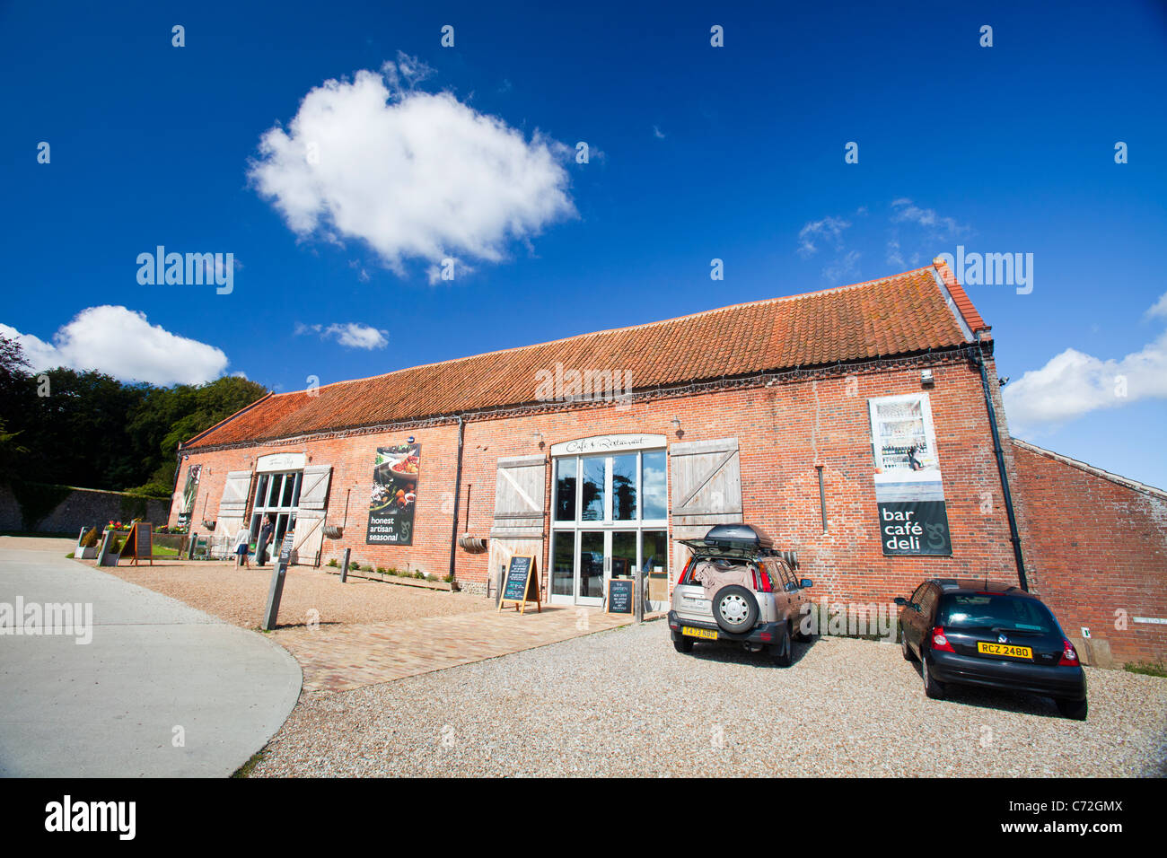 A farm shop in Letheringsett in Norfolk, UK Stock Photo - Alamy