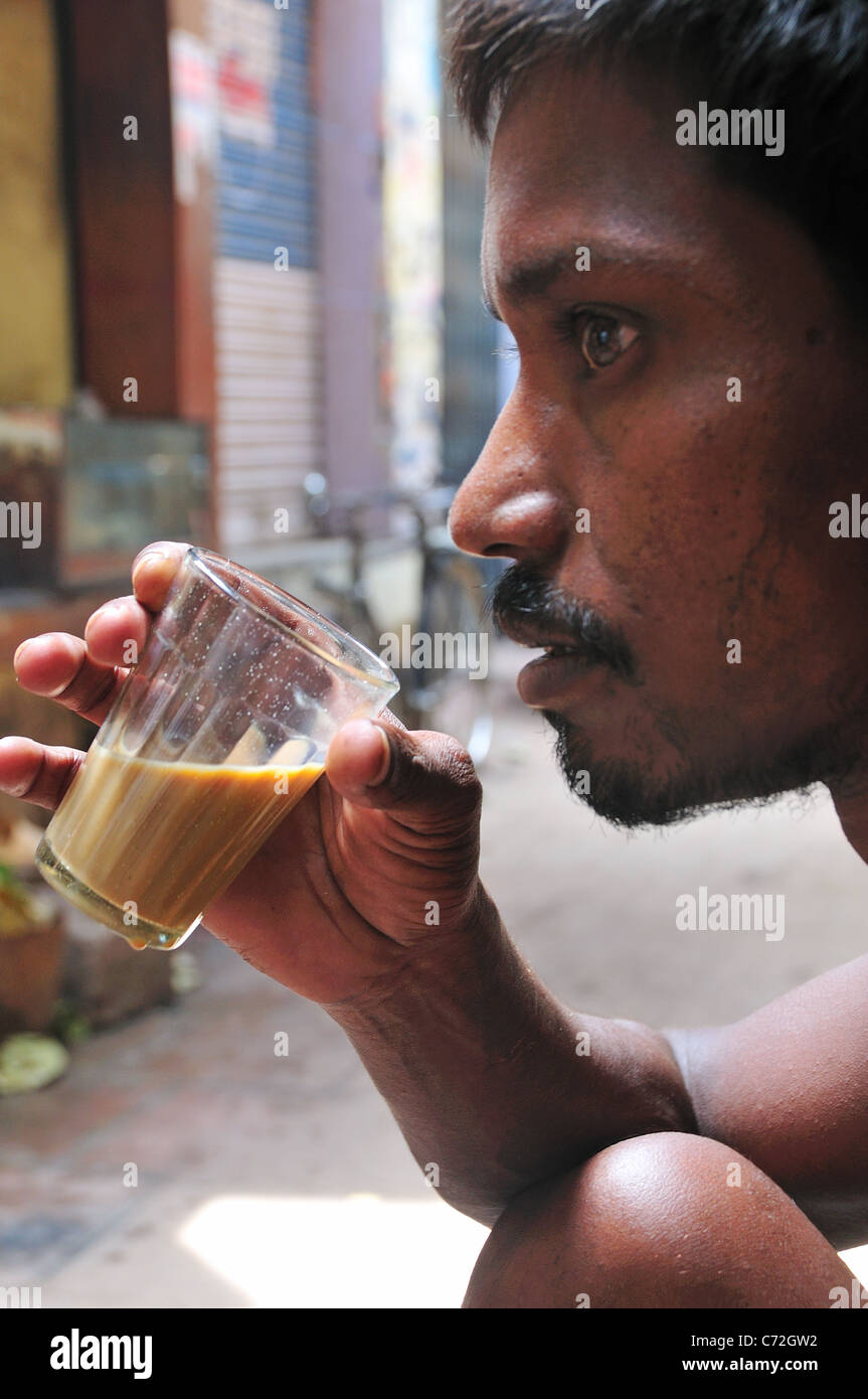 Indian man drinking chai hi-res stock photography and images - Alamy