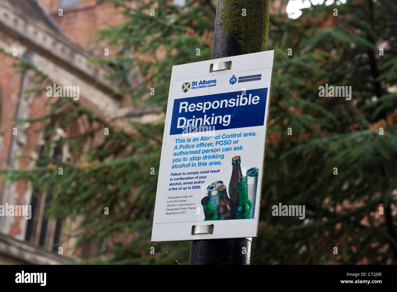 Binge drinking uk hi-res stock photography and images - Alamy