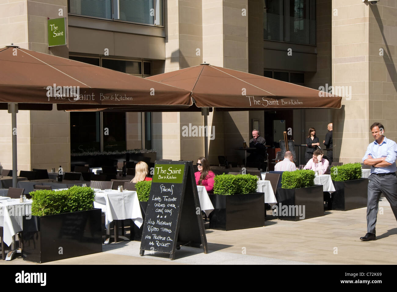 Bar/ Restaurant, Paternoster Square, City of London, England, UK Stock ...