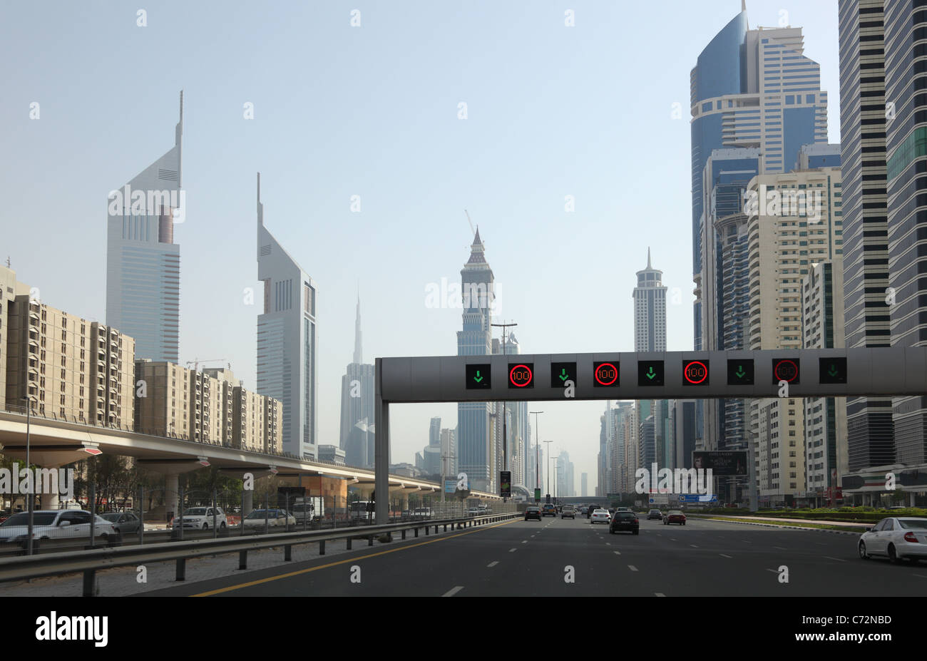 Sheikh Zayed Road in Dubai, United Arab Emirates Stock Photo - Alamy