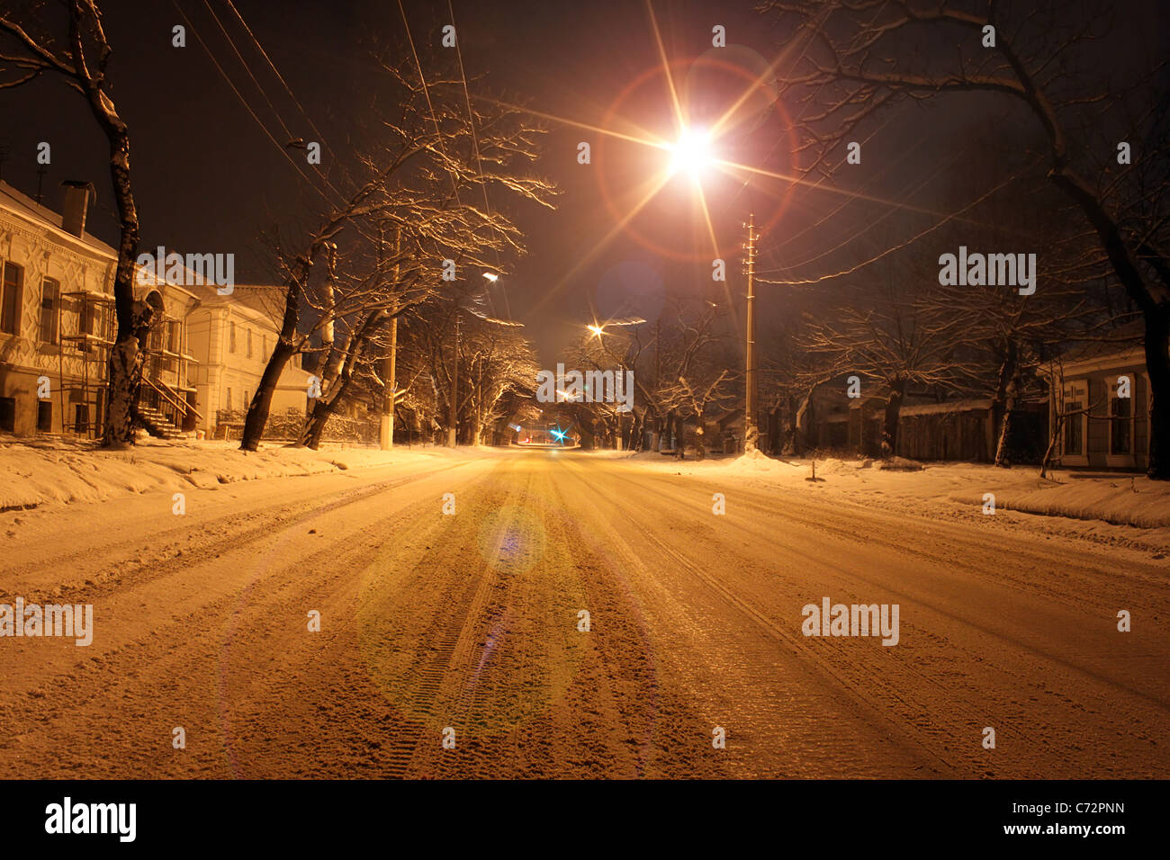 Snowfall night village hi-res stock photography and images - Alamy