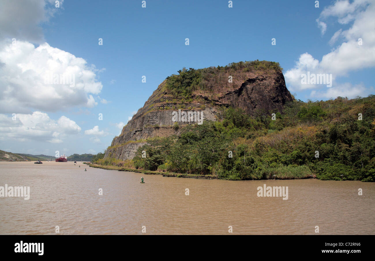 Gaillard Cut or Corte Culebra, the narrowest point of the Panama Canal ...