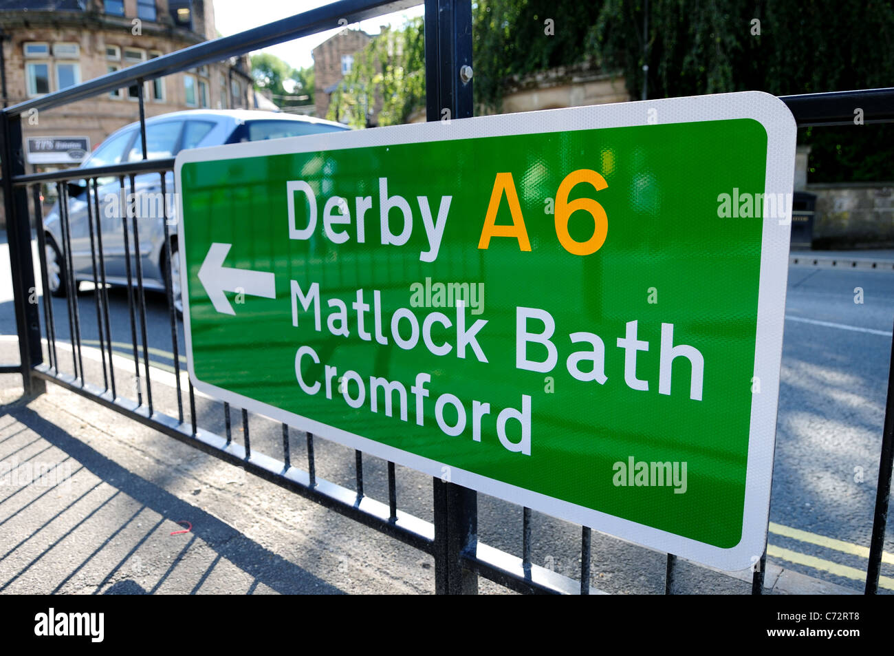 British road sign hi-res stock photography and images - Alamy