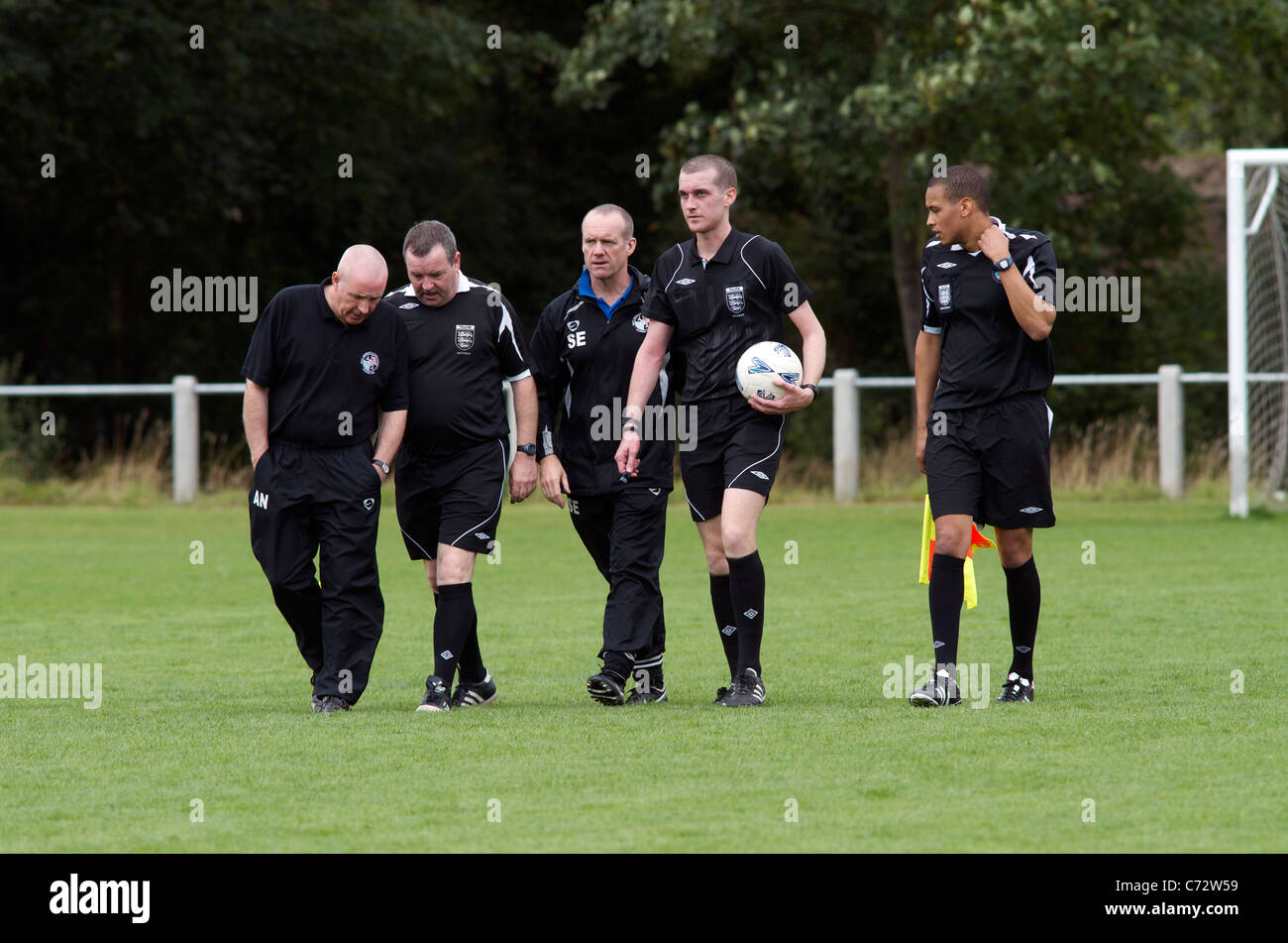 Football referee hi-res stock photography and images - Alamy