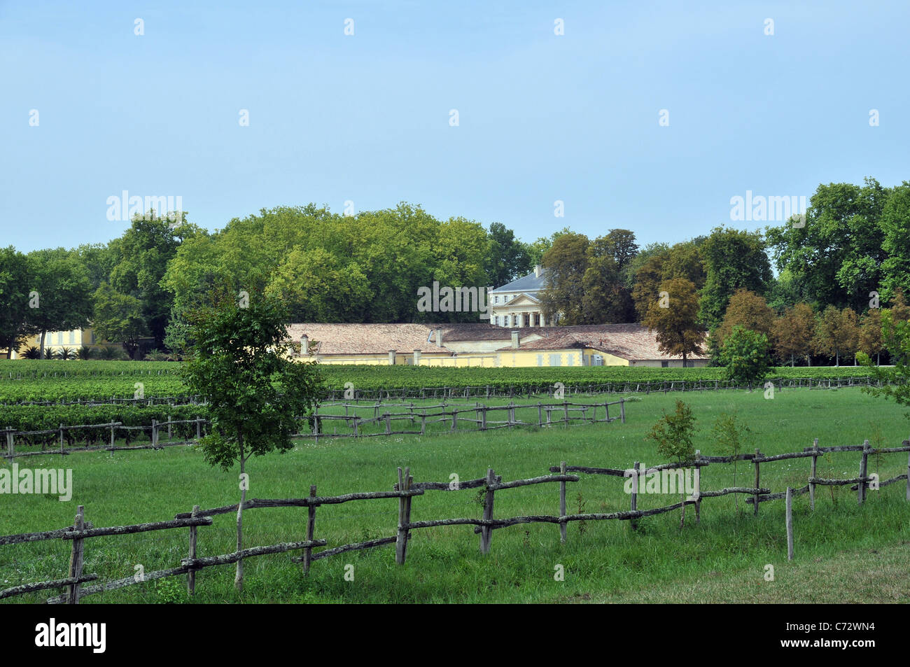 Médoc wine country hi-res stock photography and images - Alamy
