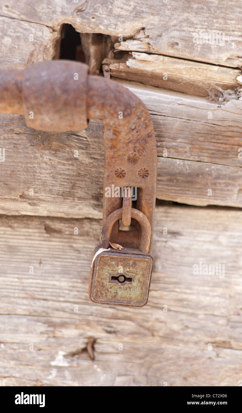 Chain locker hi-res stock photography and images - Alamy