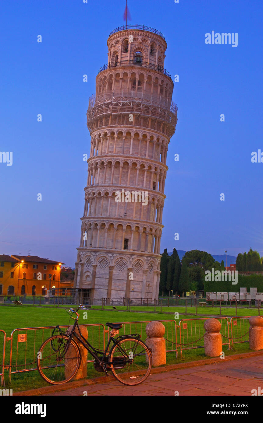 Pisa, Leaning Tower at Dusk, Piazza del Duomo, Cathedral Square, Campo ...