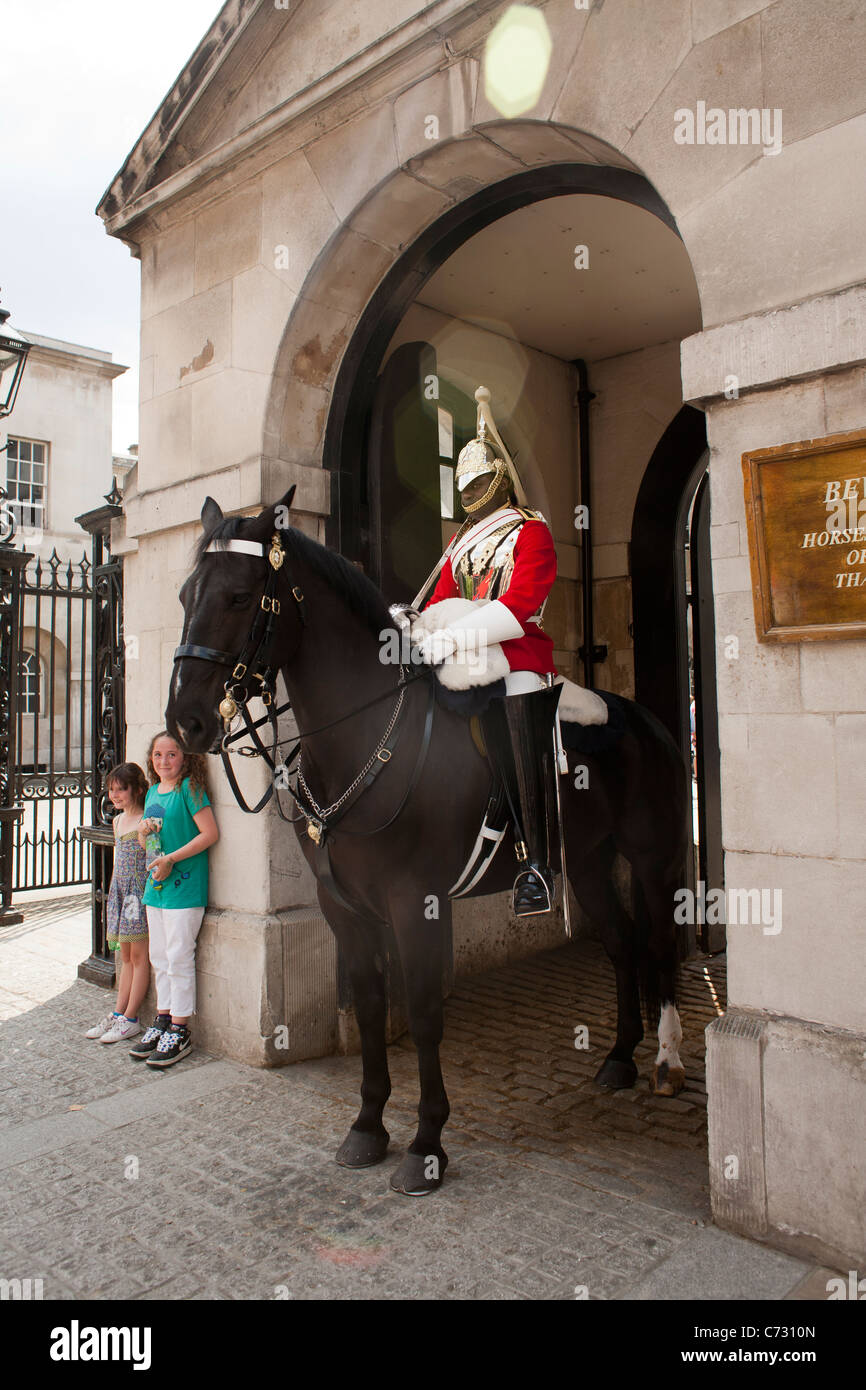 Guardsman on horseback hi-res stock photography and images - Alamy