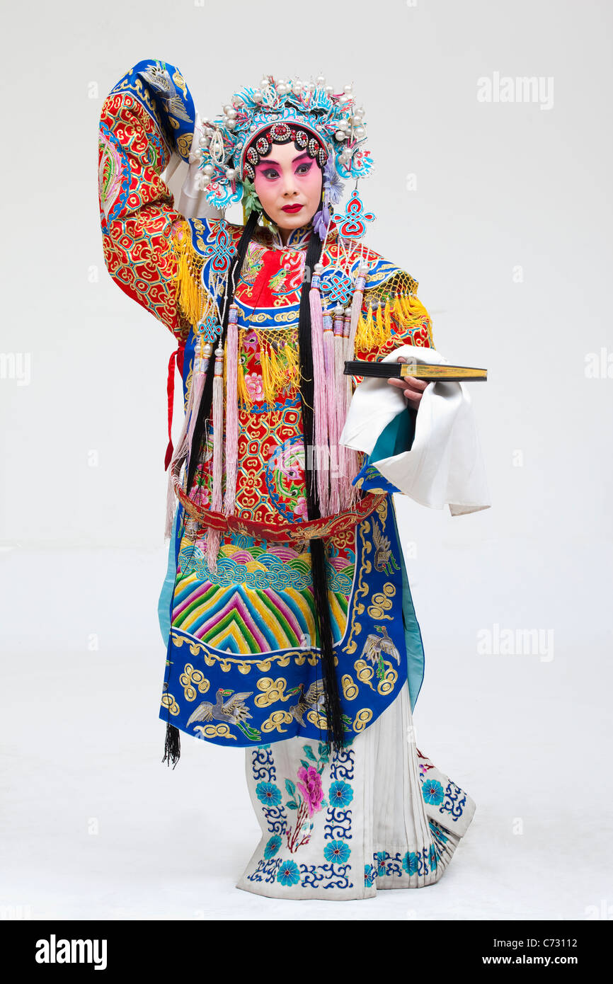 Peking opera hi-res stock photography and images - Alamy
