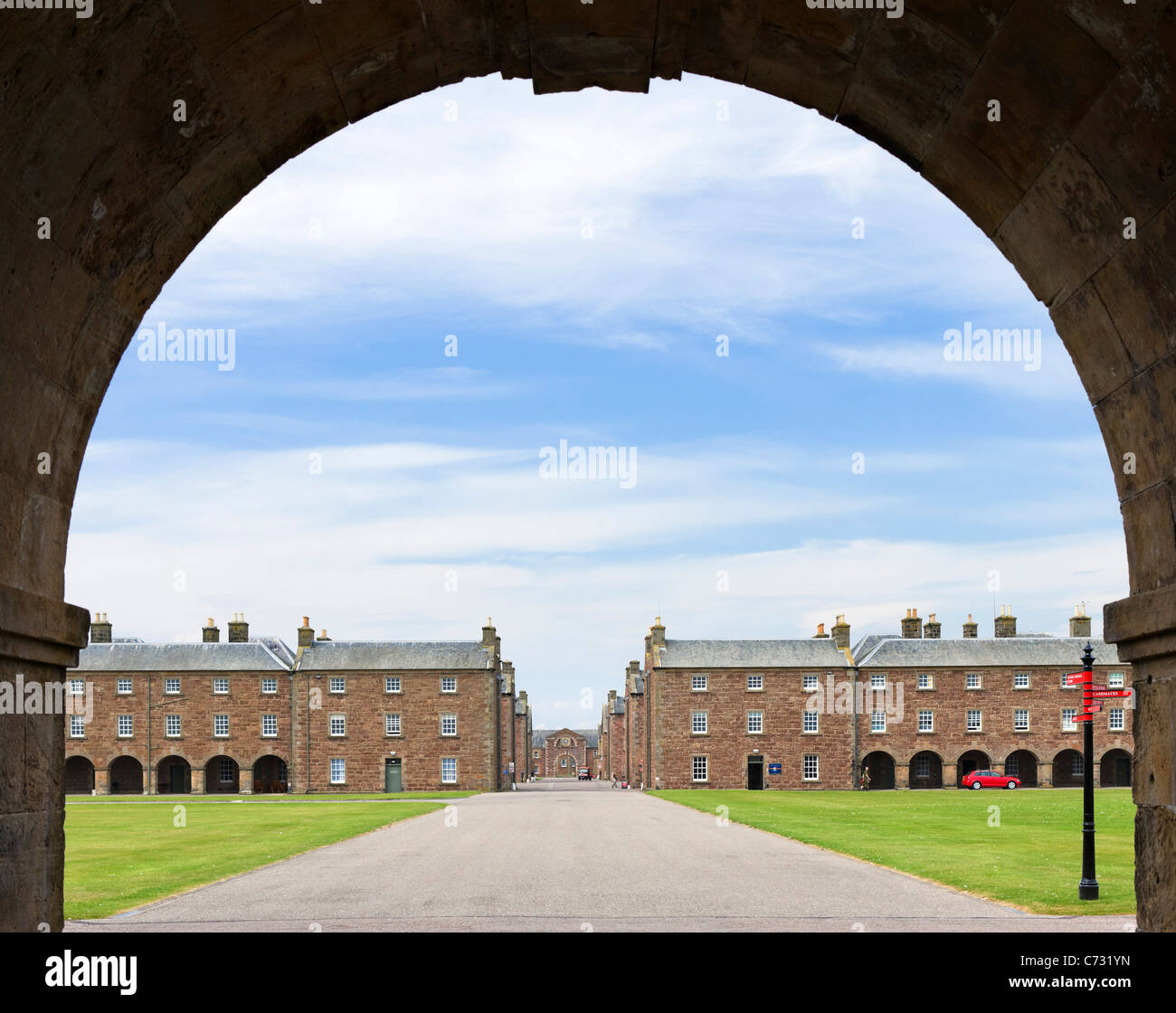 18th century british army barracks hi-res stock photography and images ...