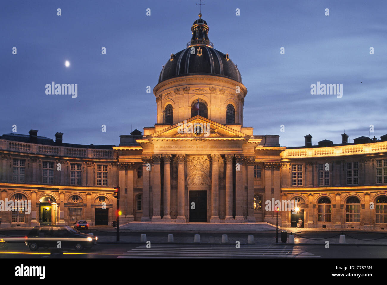 Baroque buildings in france hi-res stock photography and images - Alamy