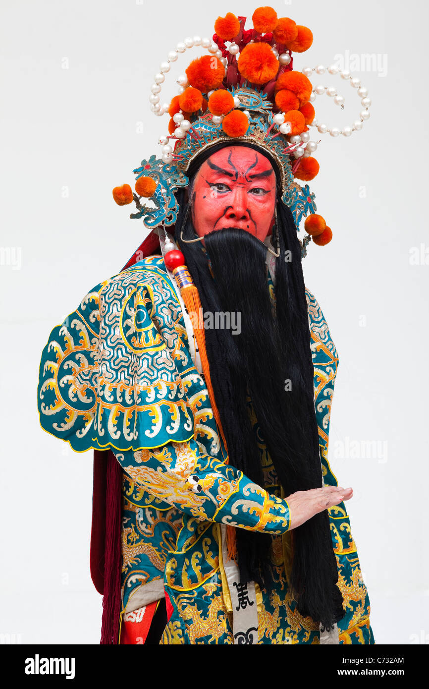 Beijing opera monkey king hi-res stock photography and images - Alamy