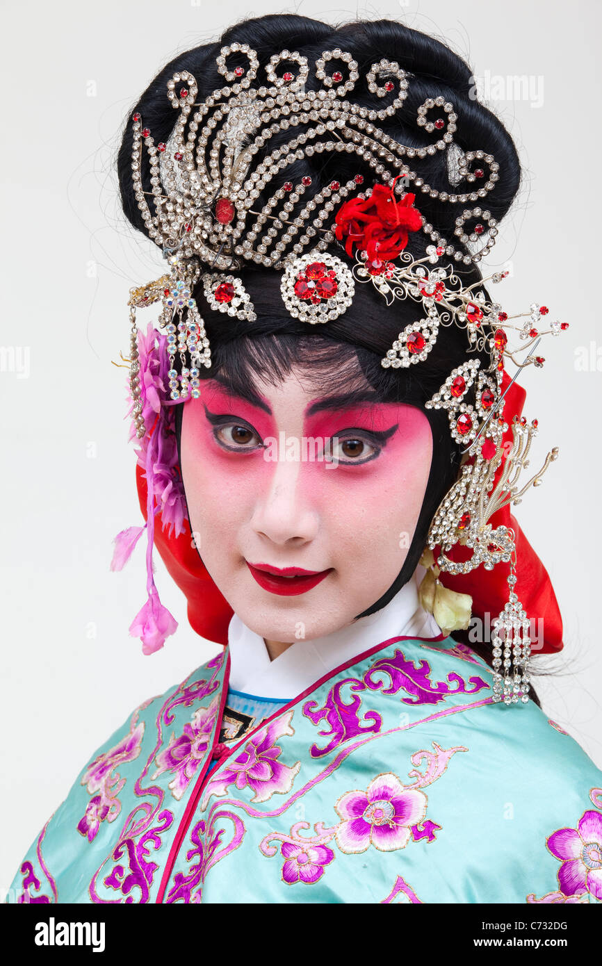 Chinese matchmaker hi-res stock photography and images - Alamy