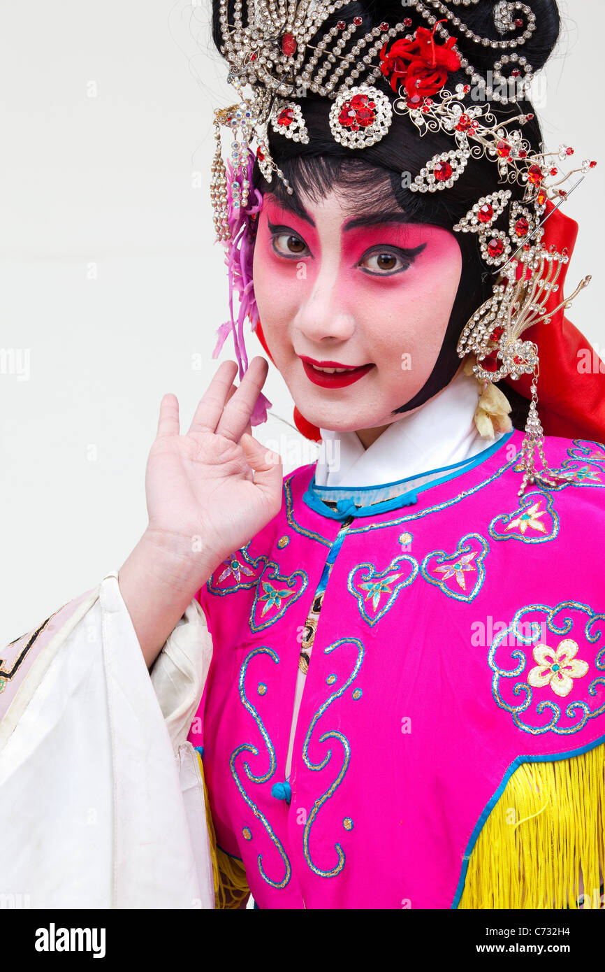 Chinese matchmaker hi-res stock photography and images - Alamy