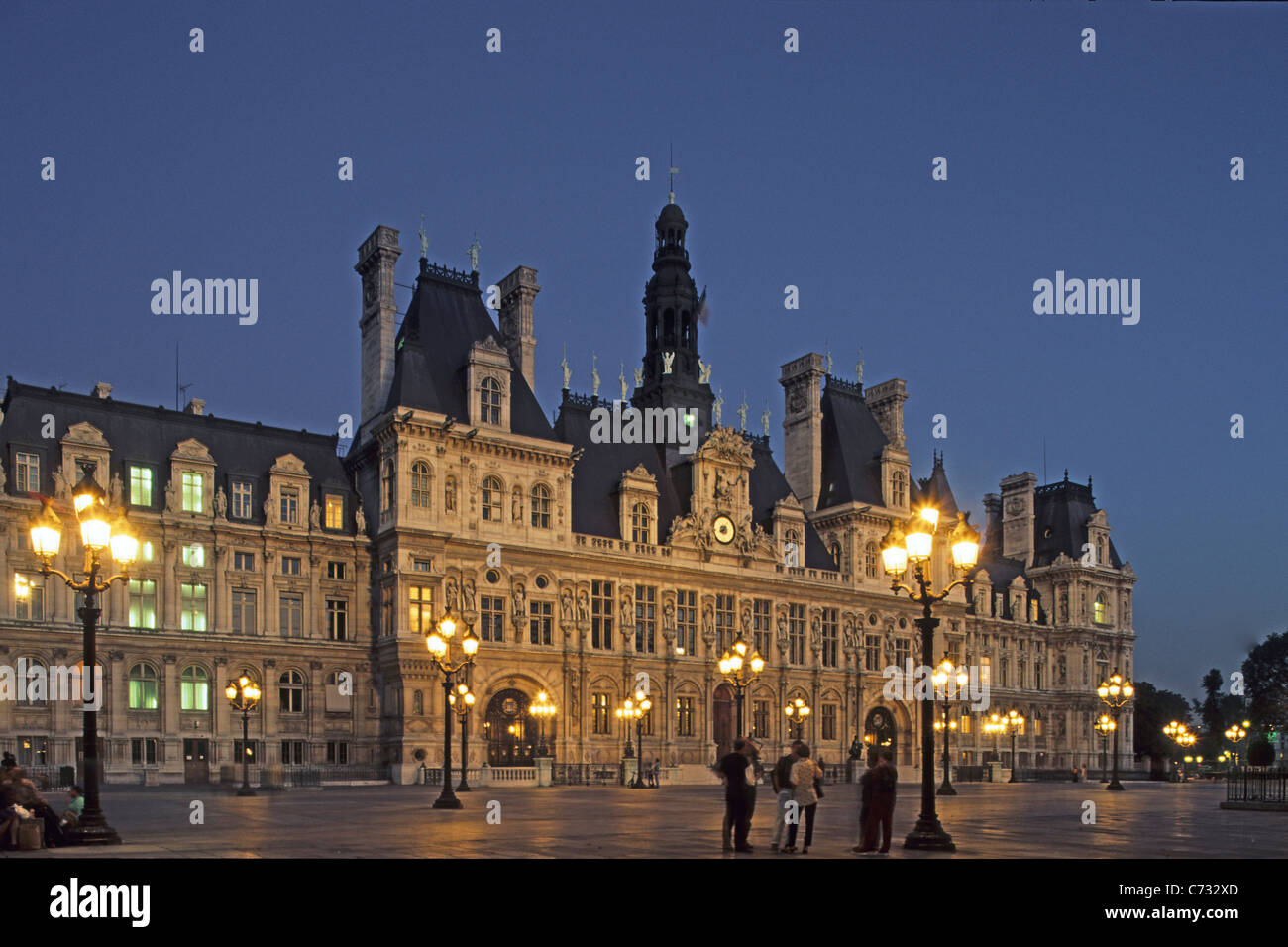 Hotel de Ville at night, Europe's largest town hall, Rue de Rivoli, 4e ...
