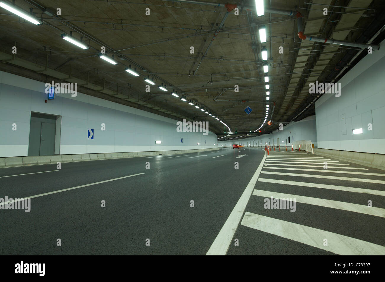 Parking tunnel hi-res stock photography and images - Alamy