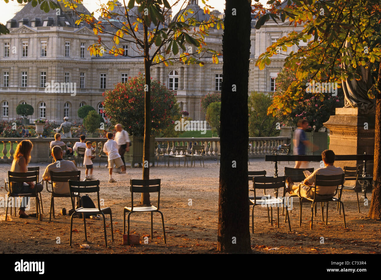 Jardin du Luxembourg, largest public park in Paris, 6e Arrondissement ...