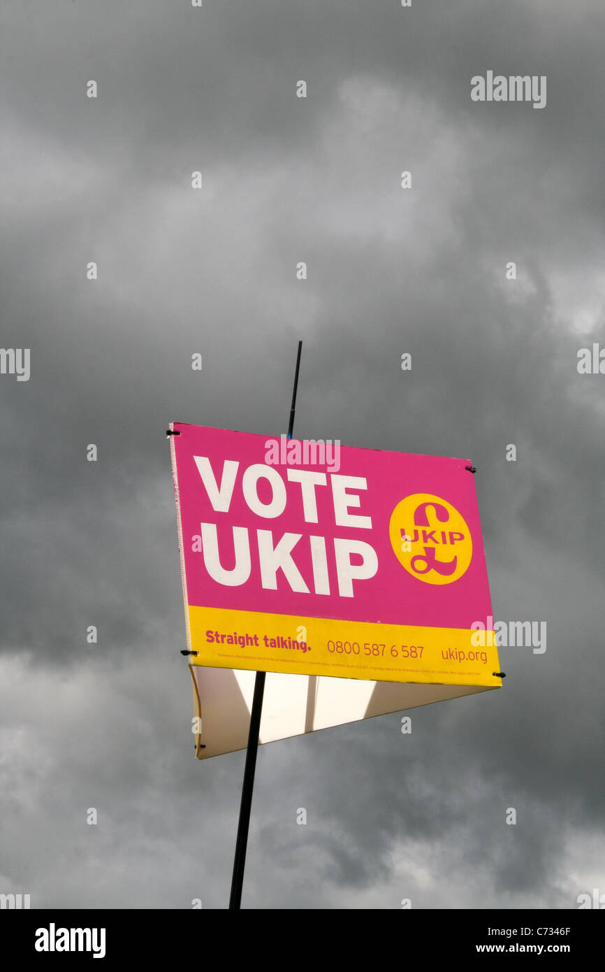 Ukip logo hi-res stock photography and images - Alamy